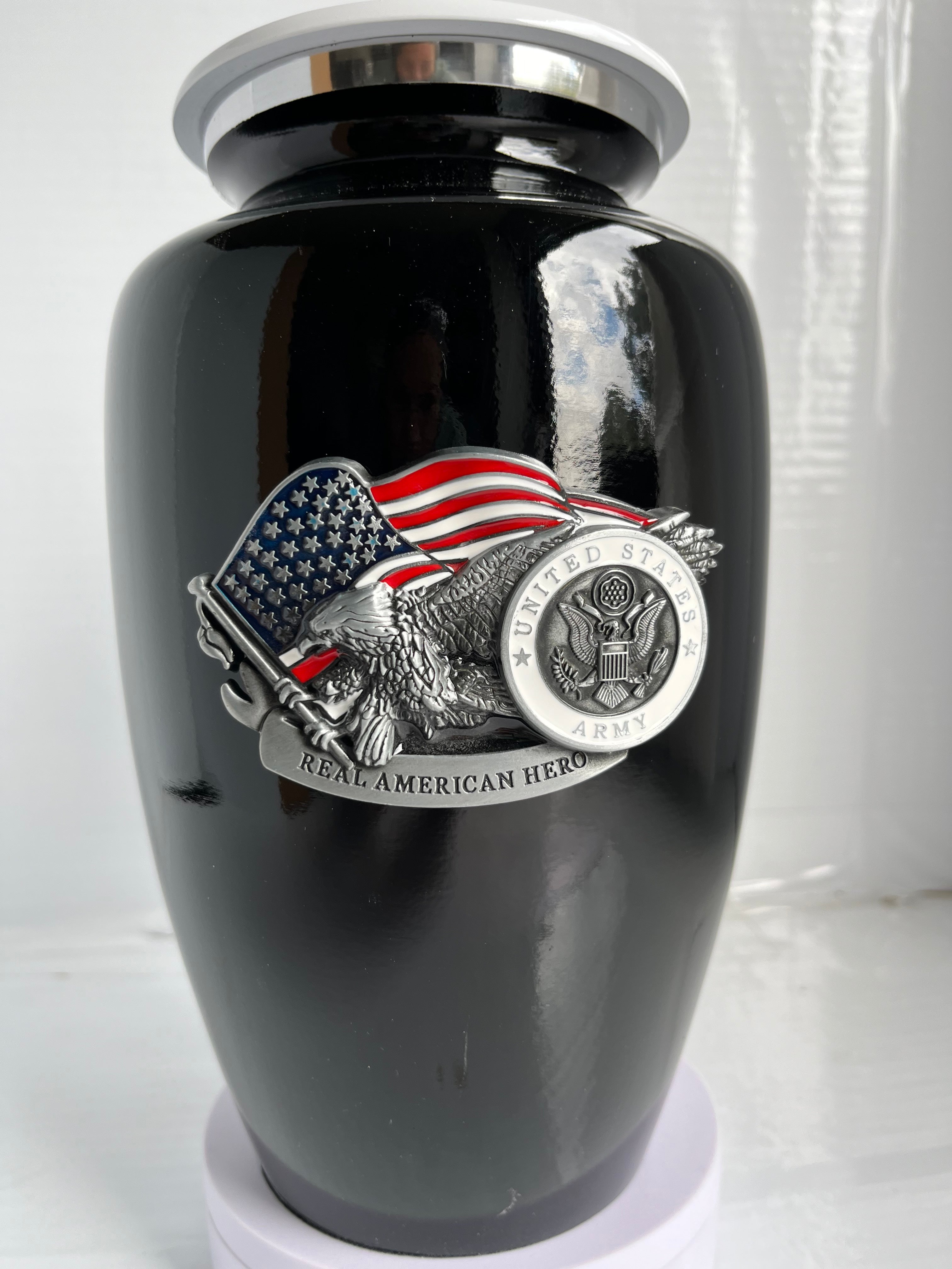 US Army Classic Vase Cremation Urn | Custom Urns R Us